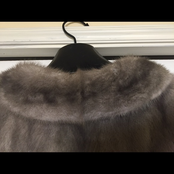 Vintage | Jackets & Coats | Vintage Silver Mink Fur Jacket Gorgeous ...